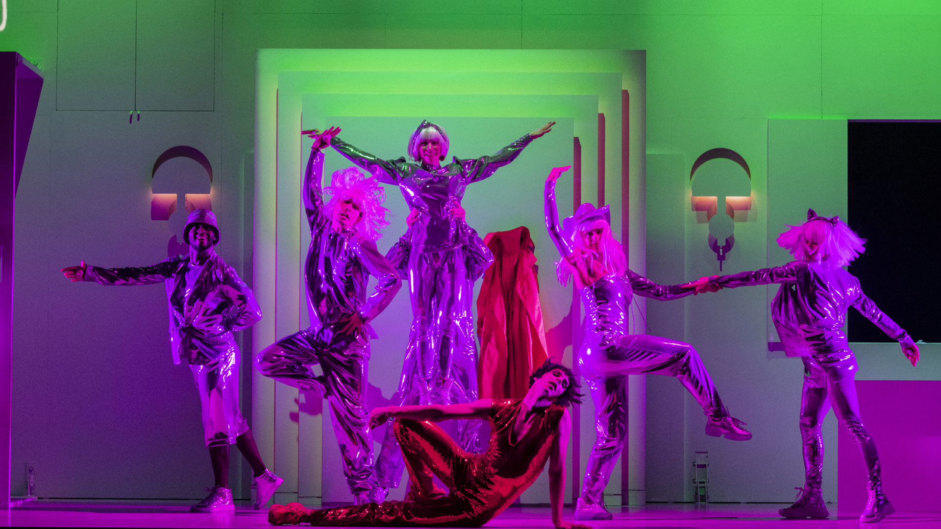 Snow White: Deutschland-Premiere im Deutschen Theater - ALPENmag